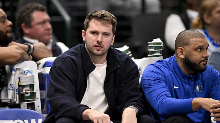 ESPN Announcers Had Stupefied Reaction to Hearing About Luka, AD Trade ...