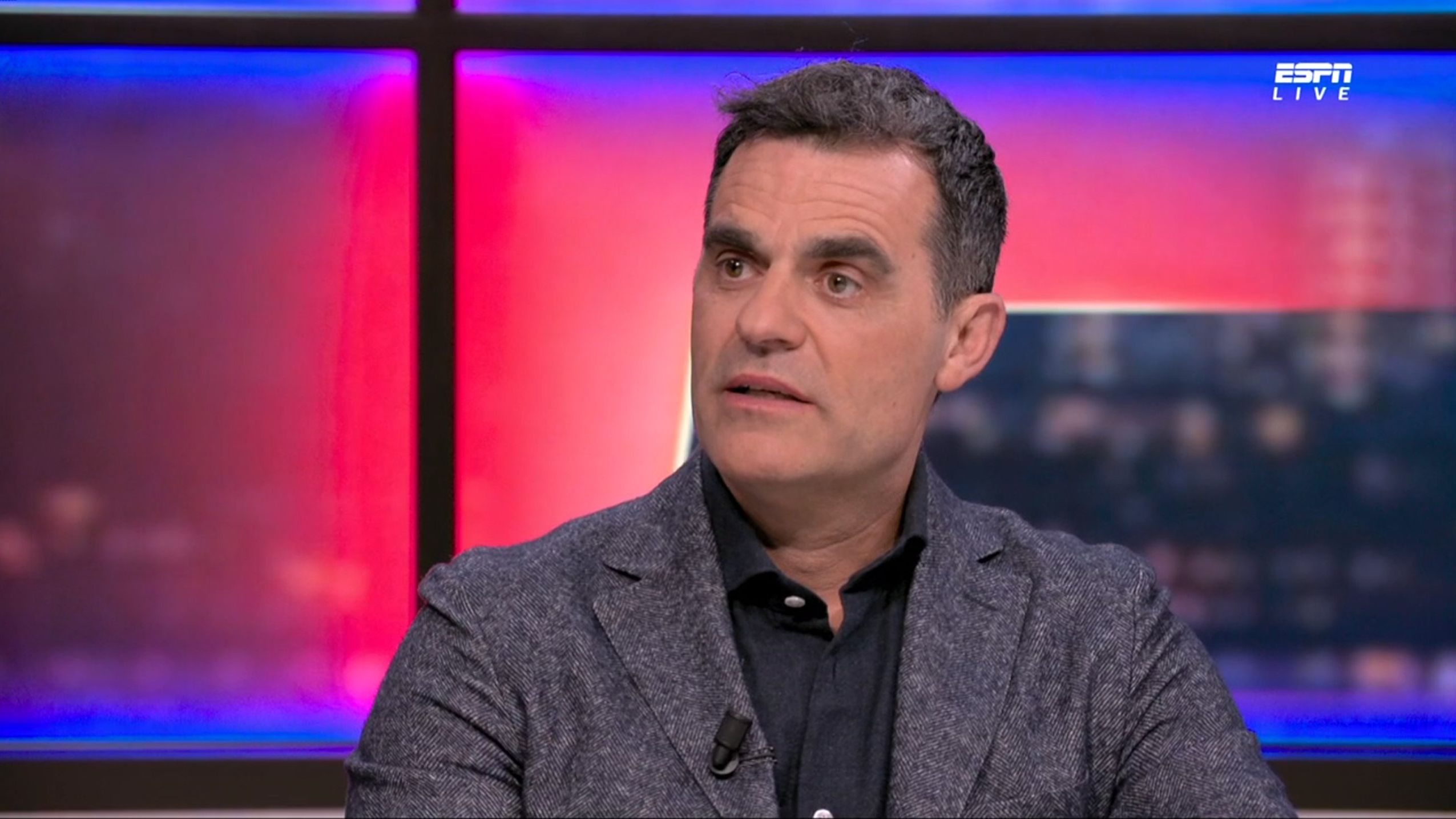 Kenneth Perez: 'Van alle 22 spelers op het veld bij Ajax - Feyenoord sprong er slechts één echt ...