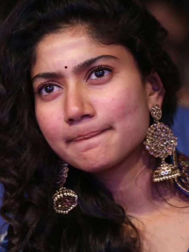Actress Sai Pallavi to star alongside Prabhas in THIS movie; Read on ...