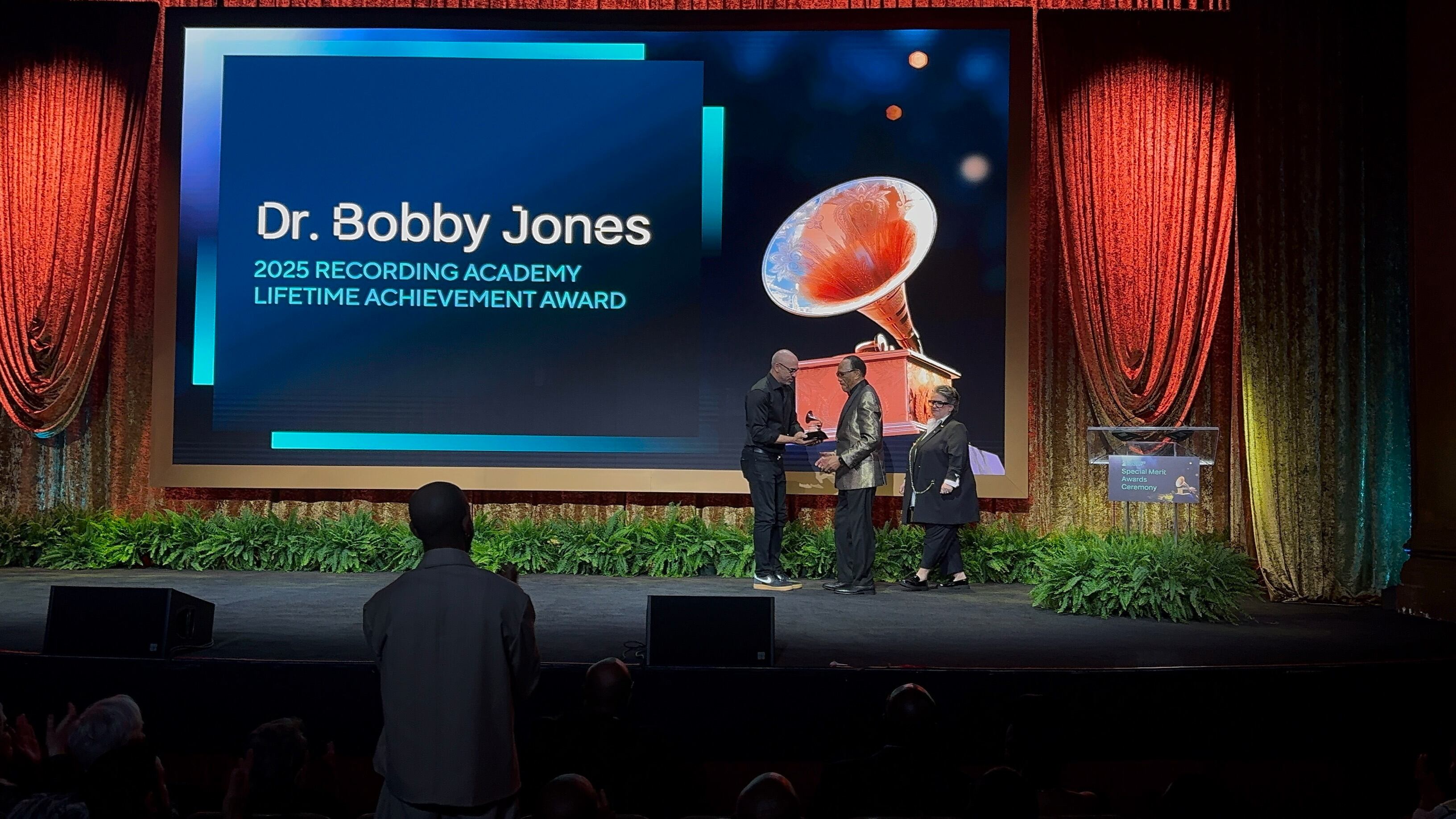 Nashville Gospel music icon receives Grammy honor