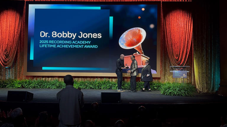 Nashville Gospel music icon receives Grammy honor