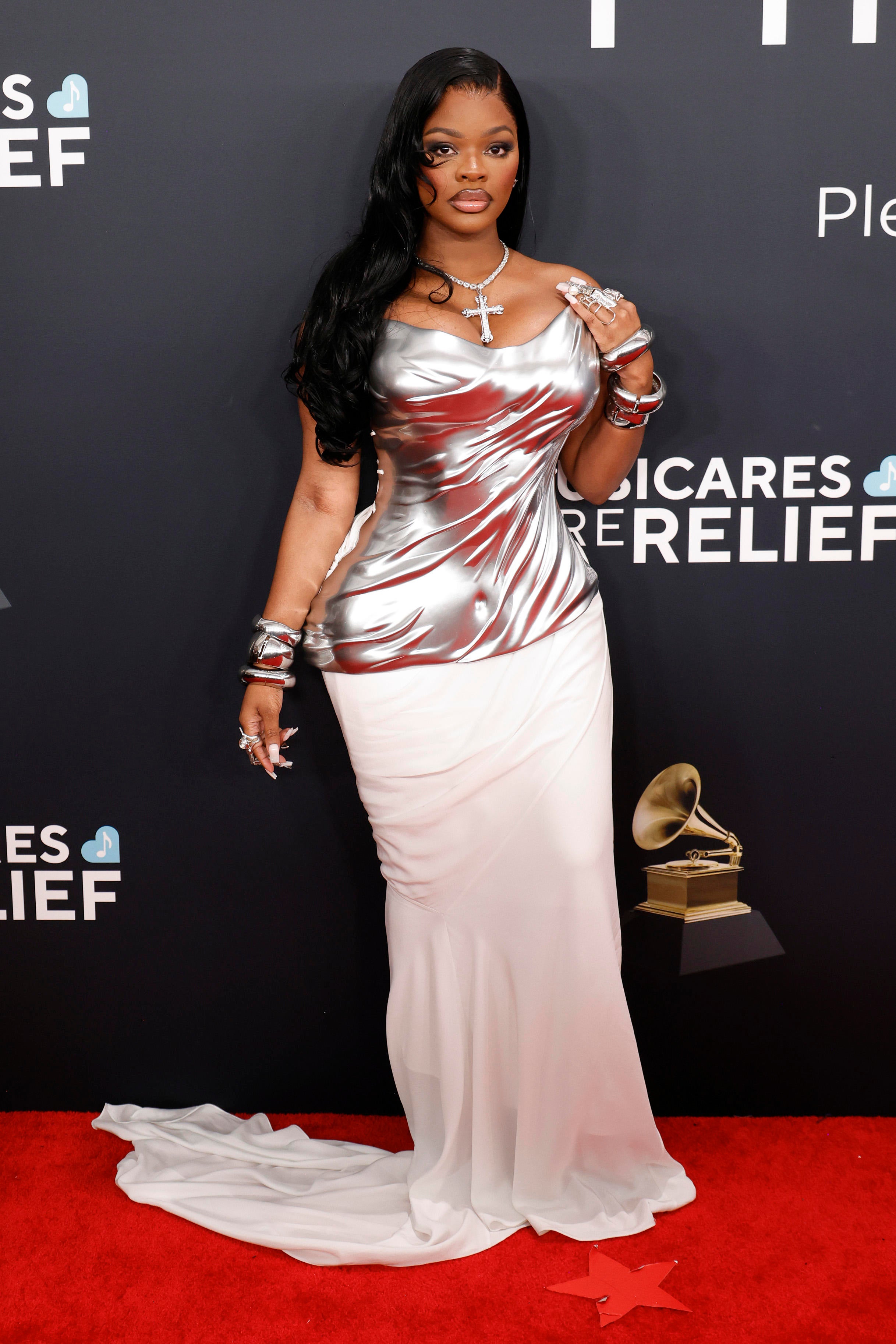 Grammy Awards red carpet highlights, fashion and big moments