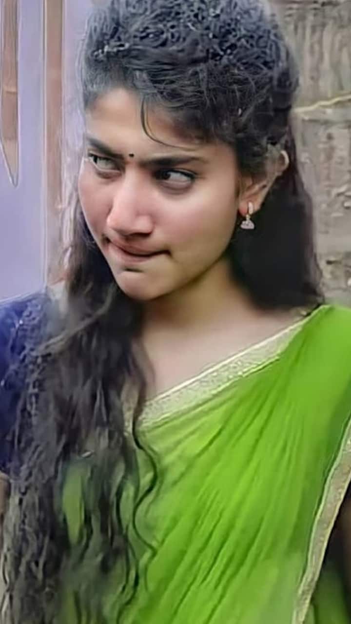 Actress Sai Pallavi to star alongside Prabhas in THIS movie; Read on ...