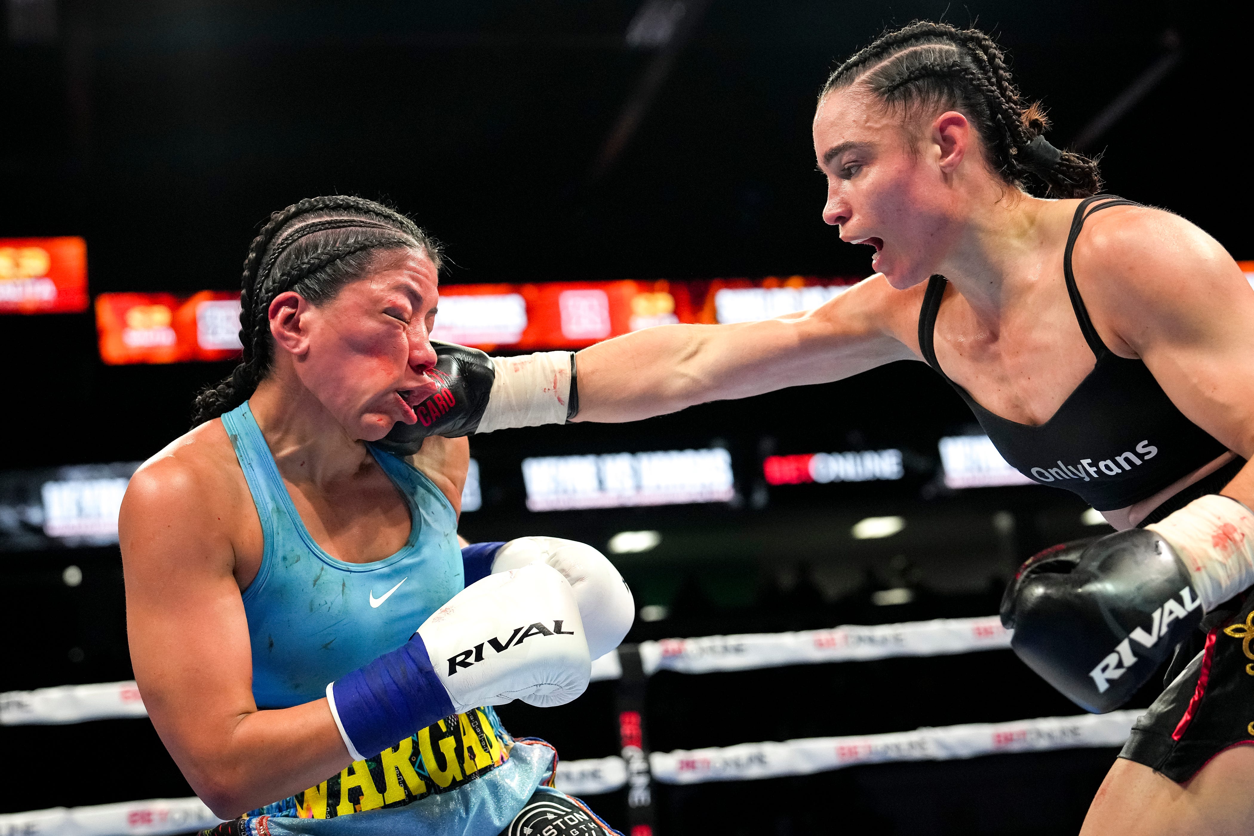 Claressa Shields vs Danielle Perkins boxing fight: Shields wins ...