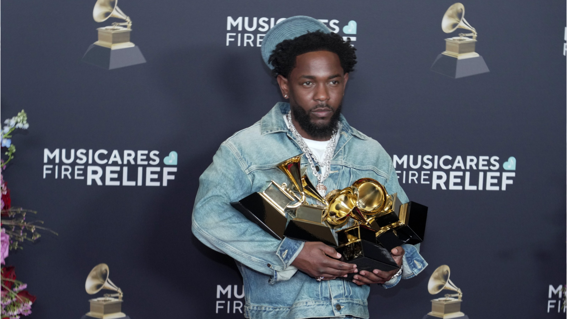 Kendrick Lamar steals the show at 2025 Grammy Awards