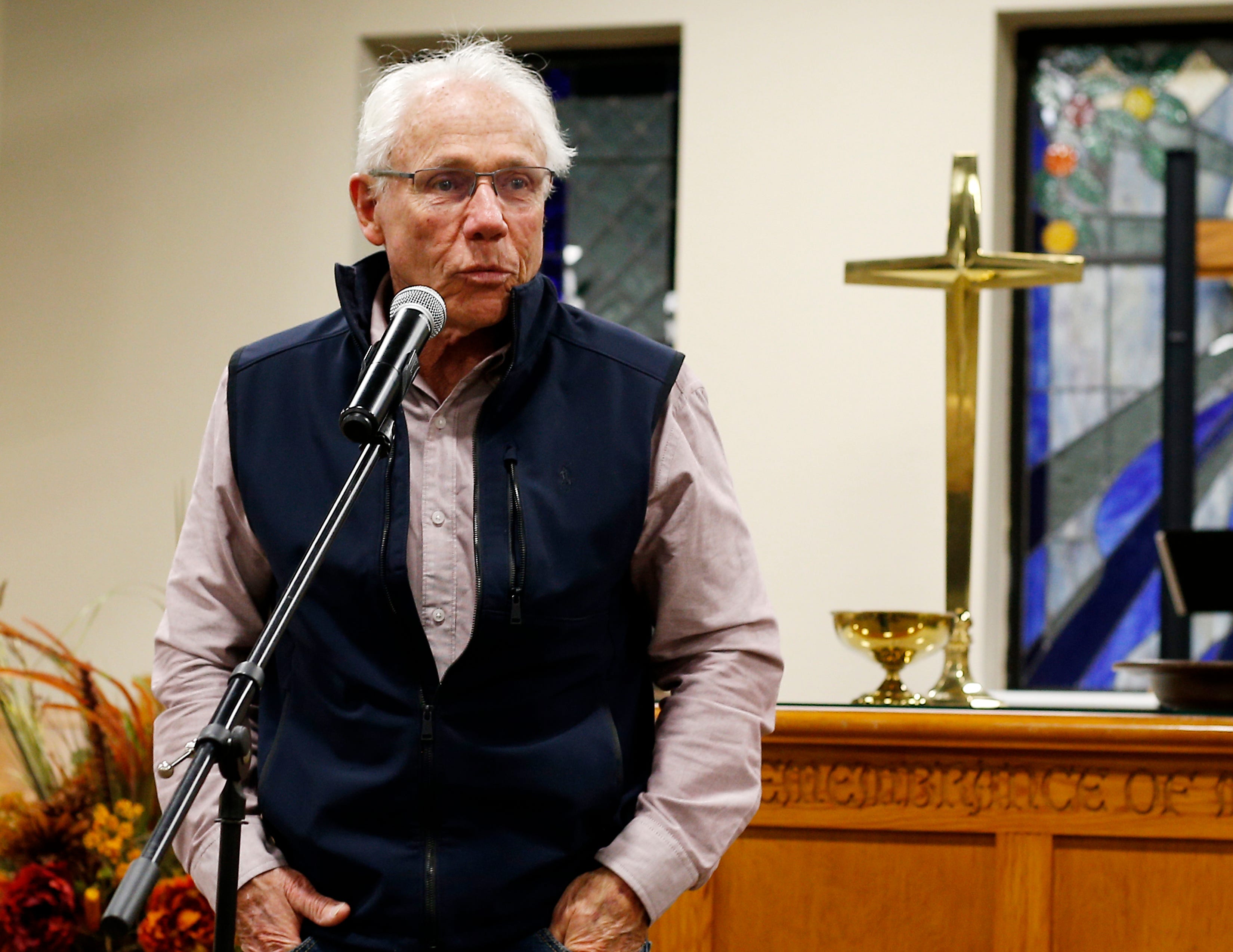 ‘Bell to Bell: No Cell’—Arkansas lawmakers push for classroom phone ...