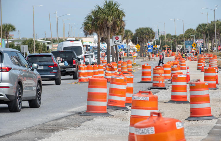 Tired of Via De Luna road work? Here's when it's scheduled to wrap up.