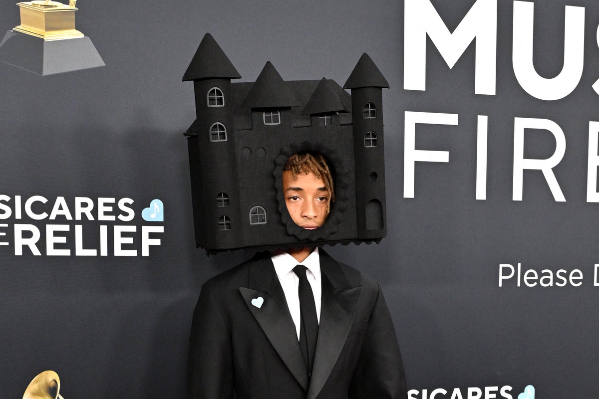Jaden Smith raises eyebrows after wearing a ‘castle’ on his head to the ...