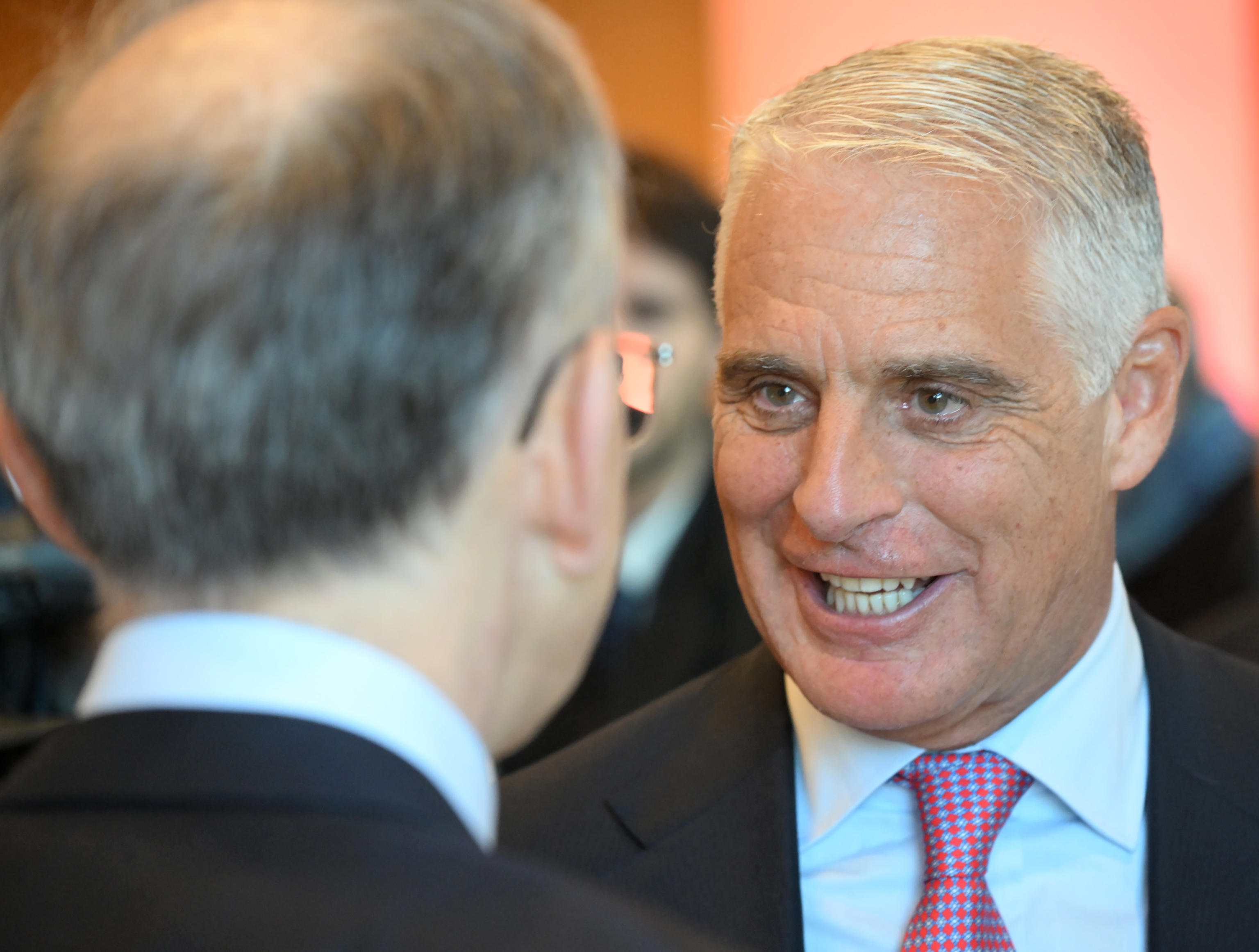 Generali +1,3% in Borsa, Unicredit scalda il risiko