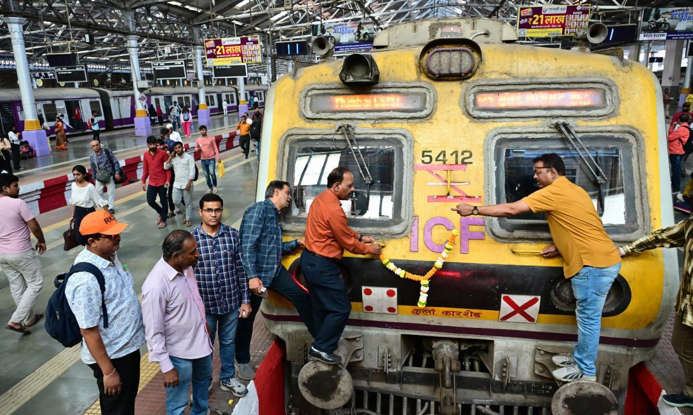 IN PHOTOS Indian Railways celebrates 100 years of electrification with ... IN PHOTOS Indian Railways celebrates 100 years of electrification with ...
