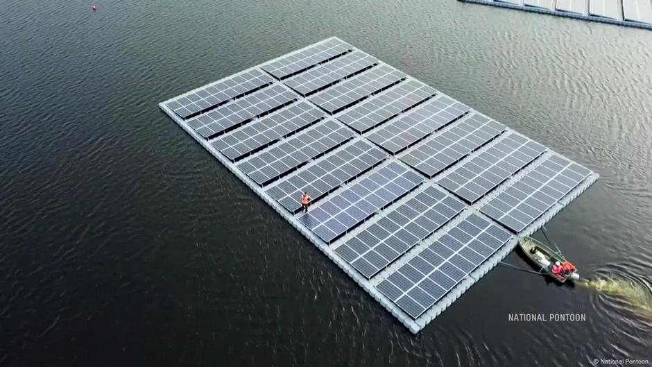 More efficiency: solar systems on water