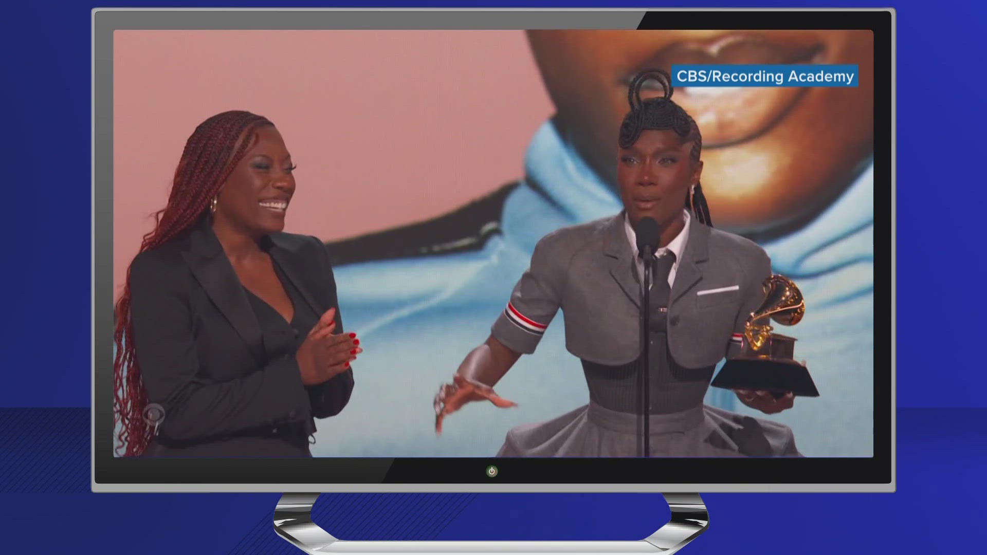 Tampa-native Doechii wins first Grammy Award, puts on a stunning ...