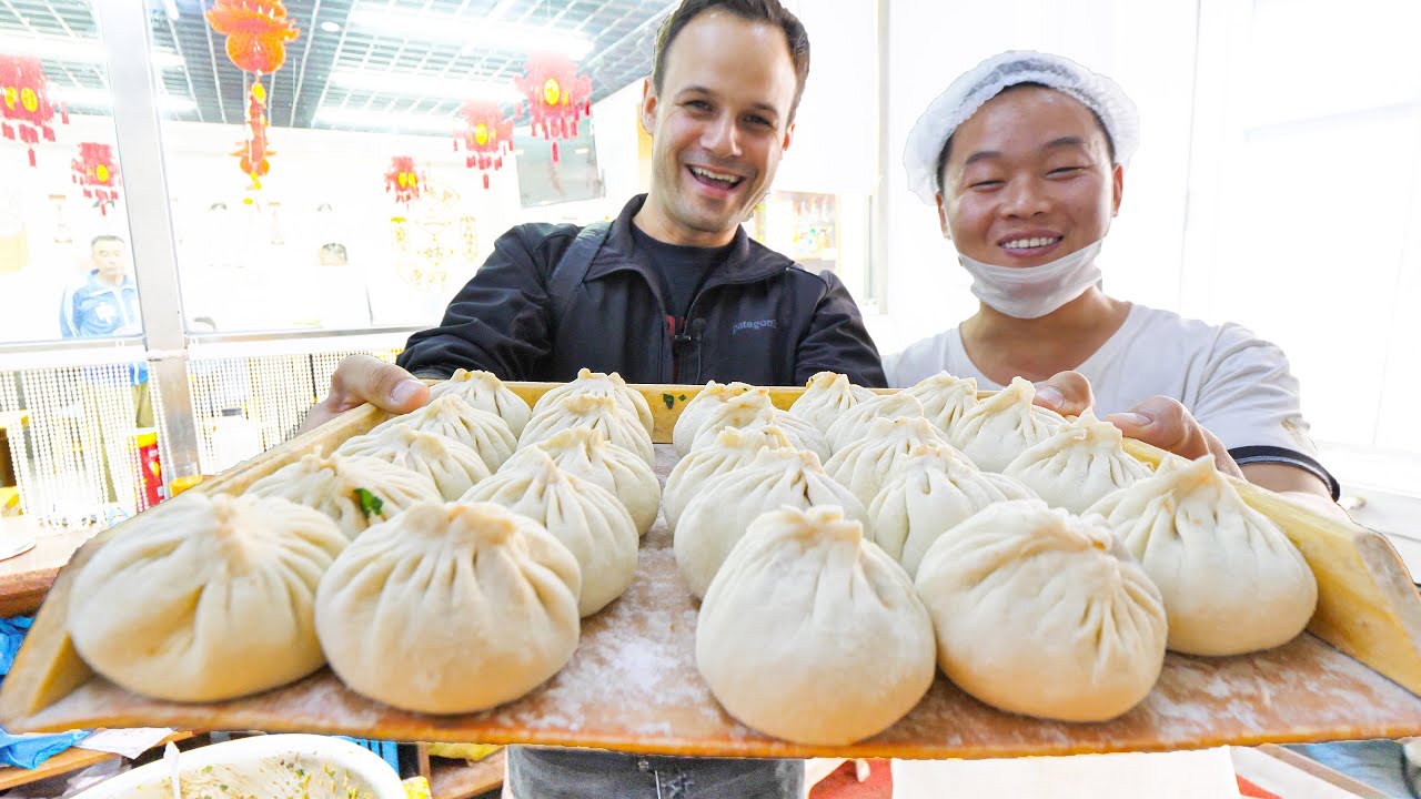 10,000 Baozi a Day! Inside China’s Most Satisfying Street Food Factory