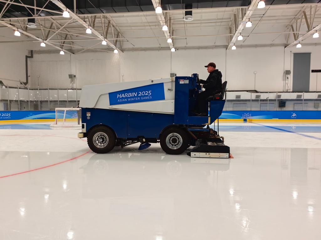 新春走基层丨一片冰 一寸心——他们用“冷”护航亚冬会