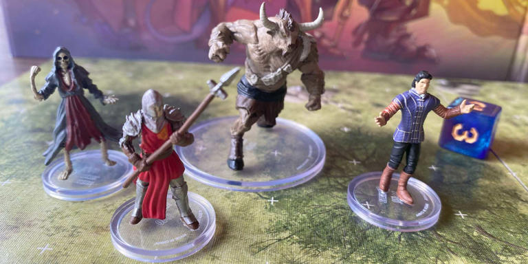 WizKids D&D: Icons of the Realms Adventures from Baldur's Gate Unboxing
