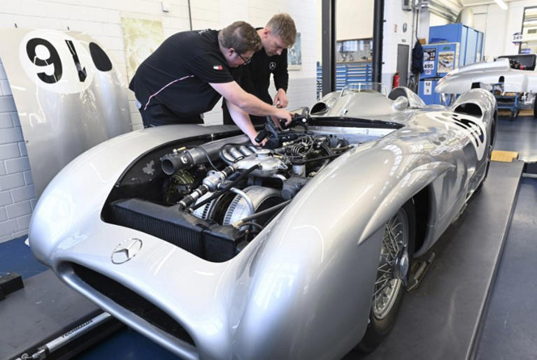 Mercedes Stromlinienwagen uit 1954 geveild voor ruim 51 miljoen euro