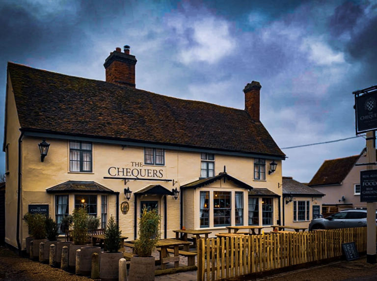 Budget threatens jobs and venues, pub bosses warn as business rates rise