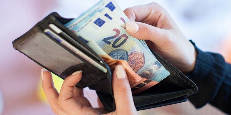 Brutto-Netto-Rechner - So viel Netto bleibt Ihnen 2025 vom Bruttoeinkommen