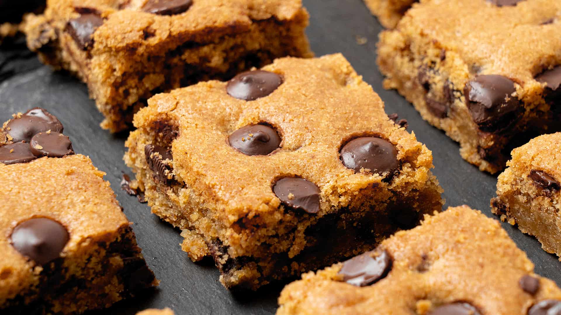 26 Simple Sweets That Taste Better and Cost Less Than Coffee Shop Desserts