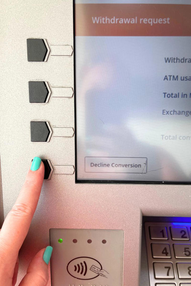 This is the Best Way to Get Pesos in Mexico (And It's Not What You Think)