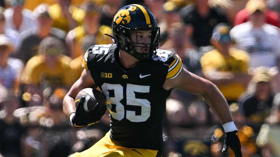 Iowa Hawkeyes Star Could Replace 49ers' George Kittle