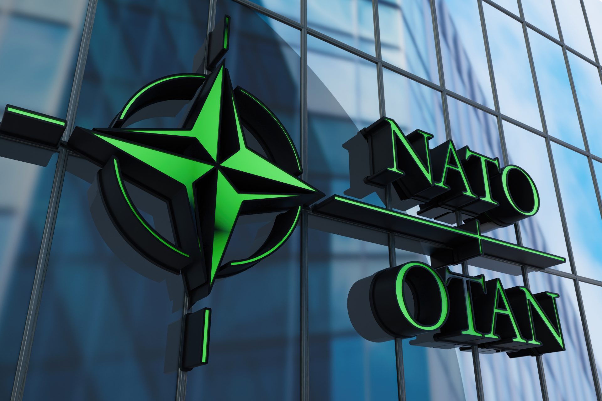 Over 40? 8 Bob Hairstyles That Should be a Hard Pass