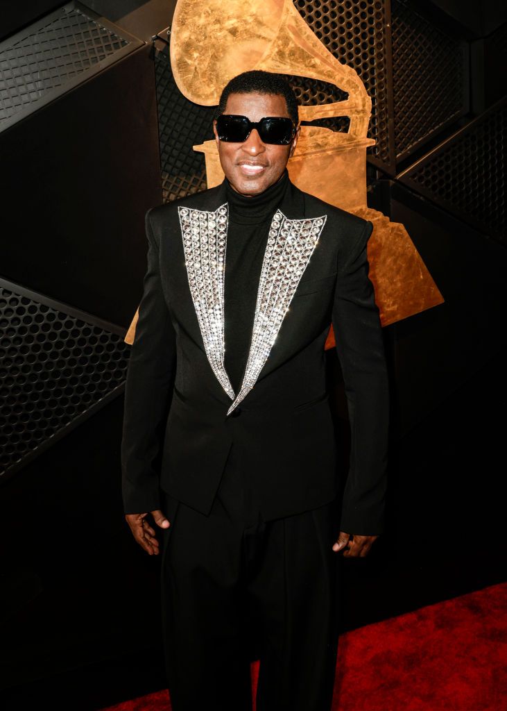 The Grammys Red Carpet Reporter Who Snubbed Babyface Issues an Apology