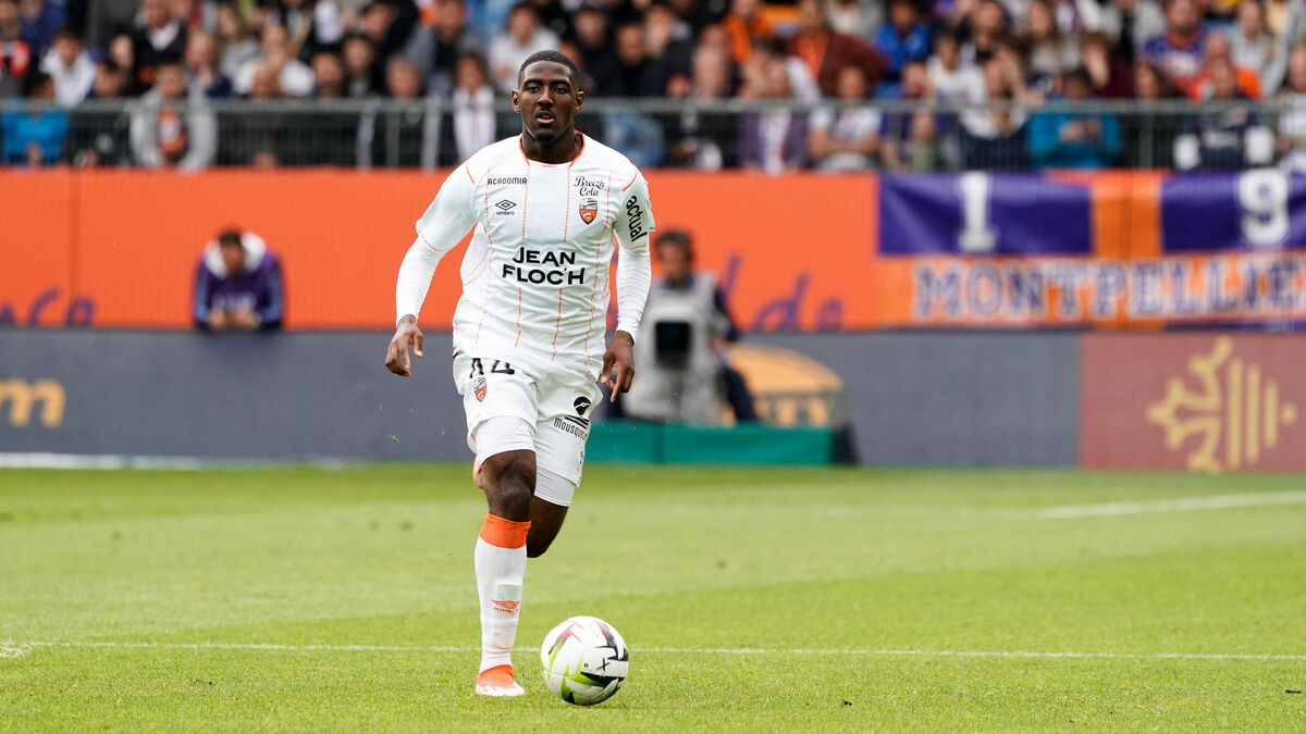 Mercato PSG : Ayman Kari en partance pour Saint-Étienne