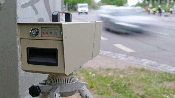 Mit 90 km/h durch 50er-Zone in Weißensee