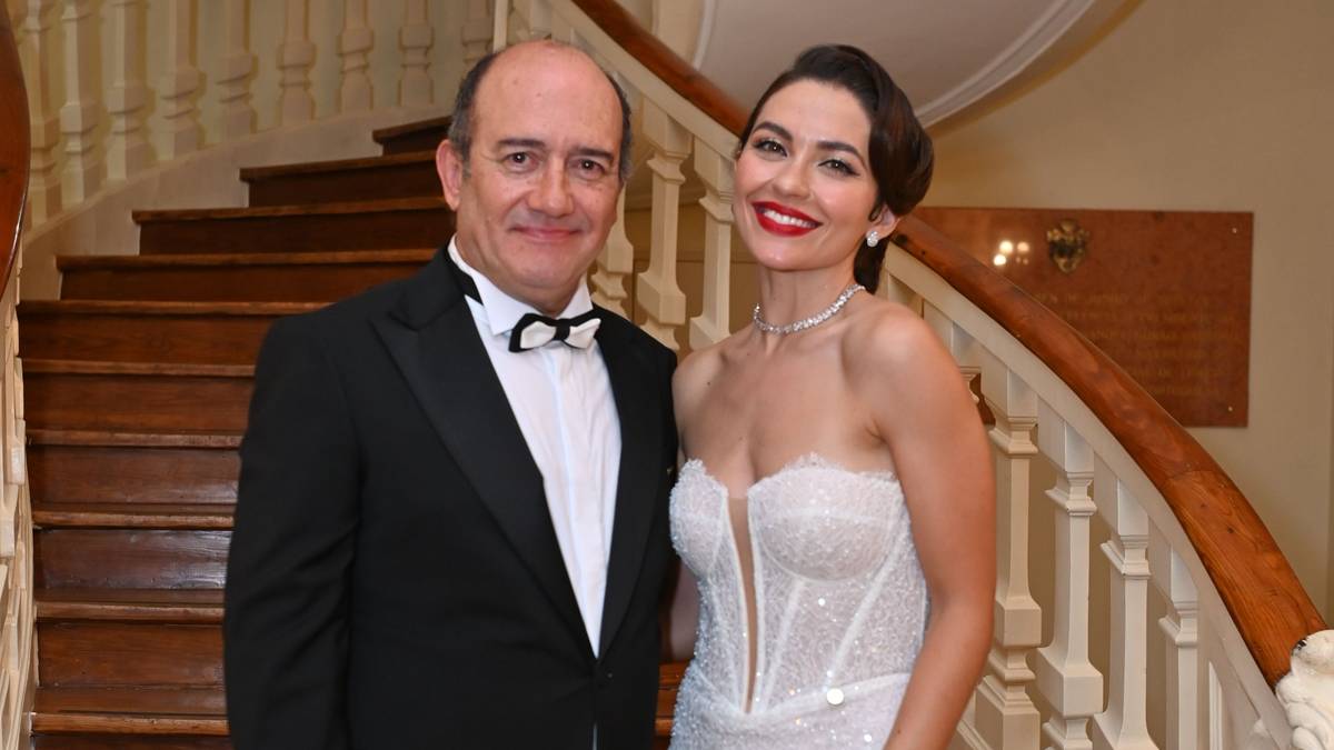 Sara Barradas mostra "prenda de anos" da filha e revela: "O pai teve ...