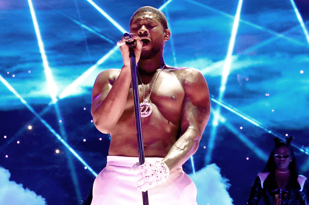 The halftime show *is* the main event.