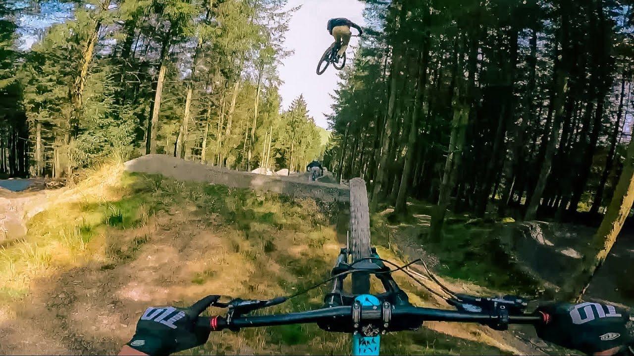 RIDING INSANE NEW DOWNHILL MTB JUMPS!!
