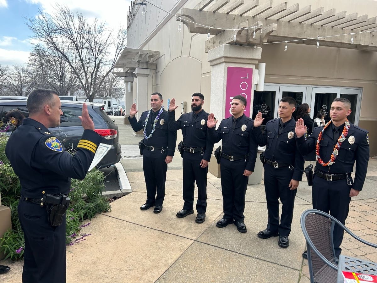 5 Officers Graduate From Police Academy