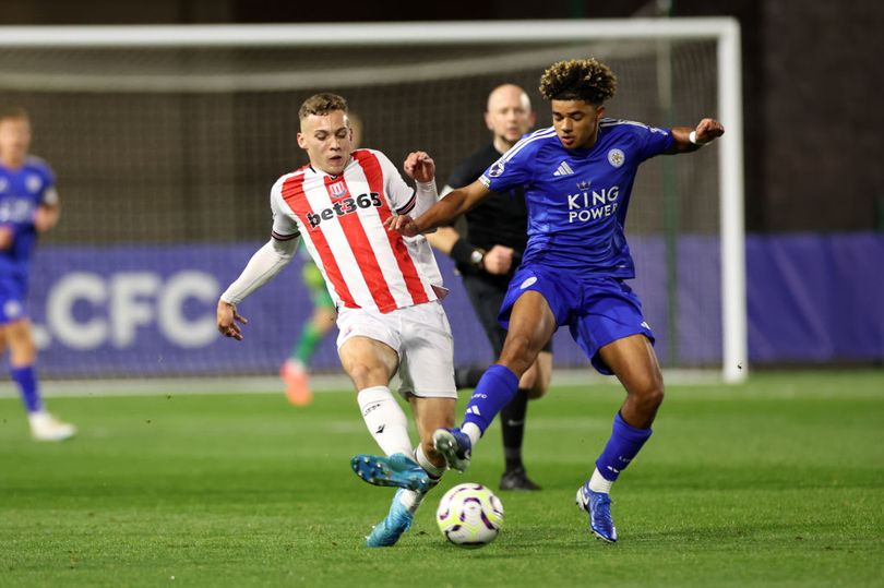 Stoke City confirm second loan exit as midfielder seals move