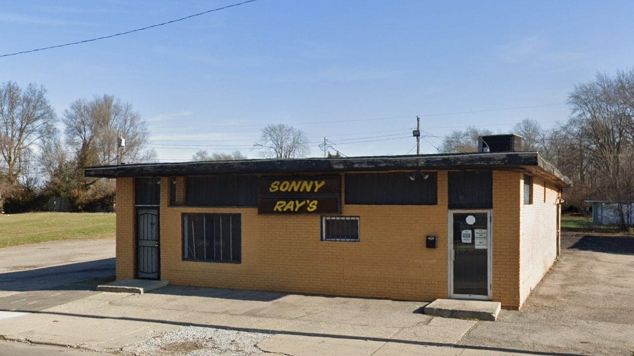 Woman killed, two others hurt in shooting, crash outside Anderson night ...