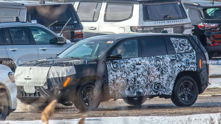 Jeep Is Finally Building a New Cherokee. Here's Our First Look