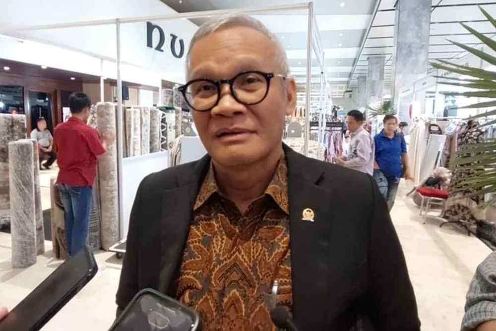 DPR akan Gelar Mediasi Korban Penggusuran Perumahan di Tambun DPR akan Gelar Mediasi Korban Penggusuran Perumahan di Tambun