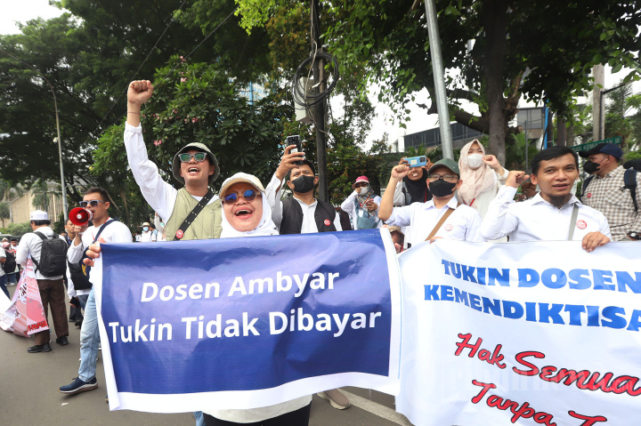 Aksi Dosen ASN Tuntut Pembayaran Tukin