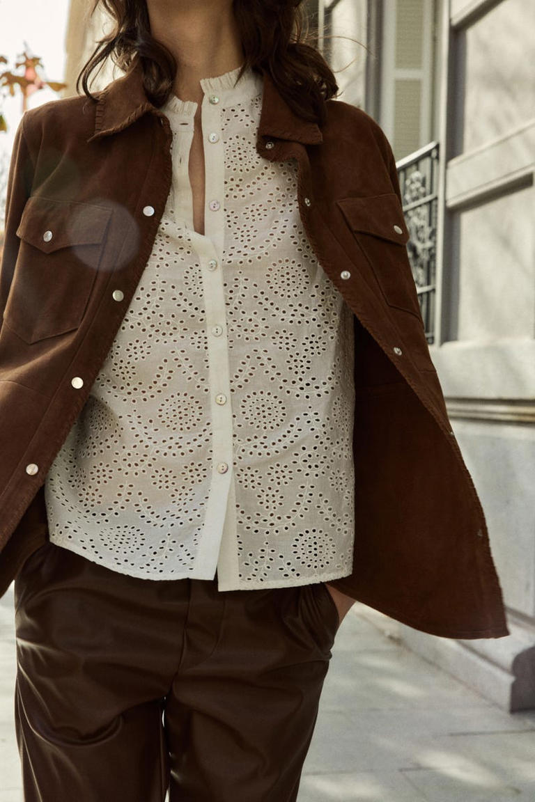 La firma española Bimani lanza al fin su esperada colección de básicos ...