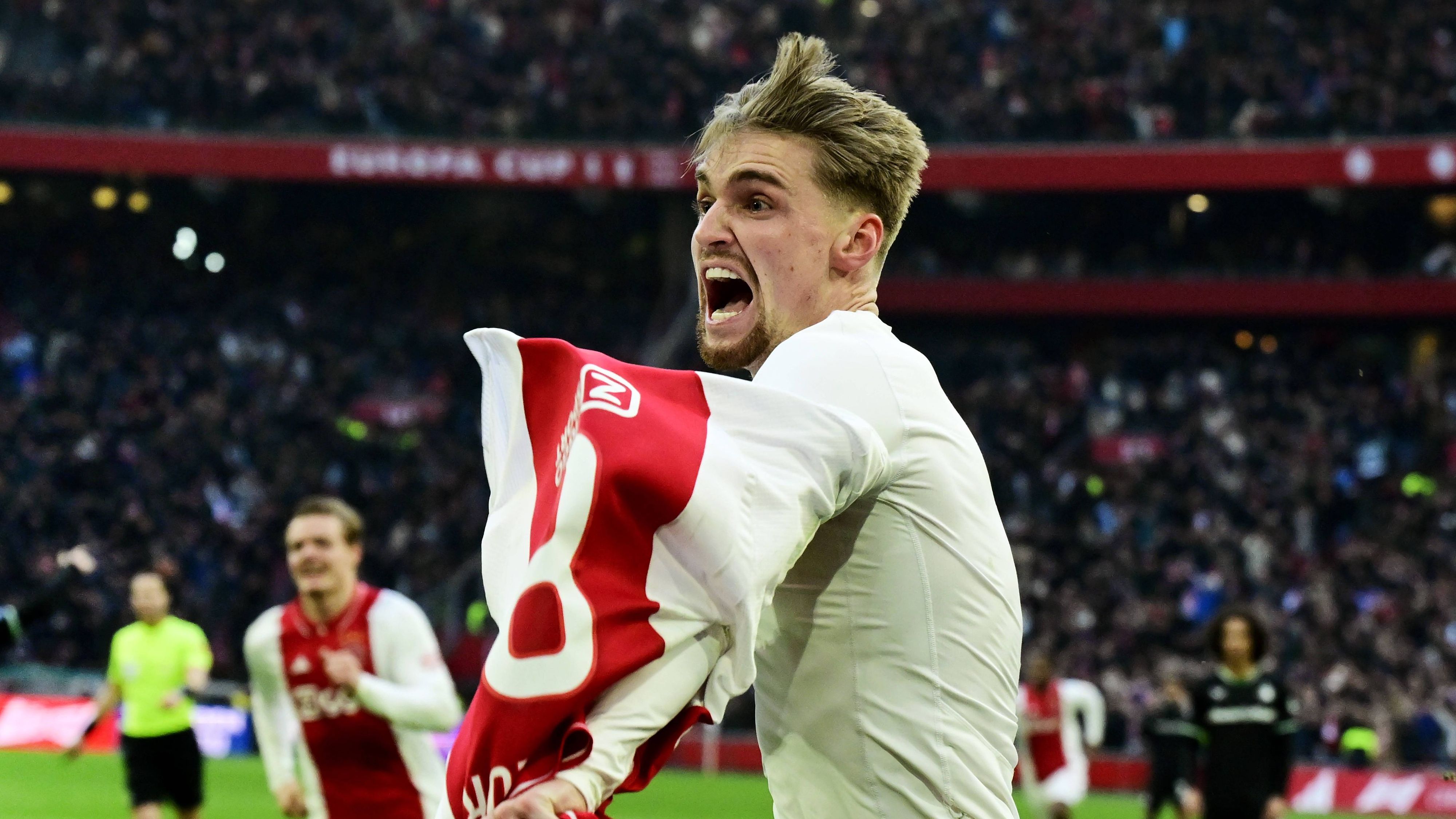 Speelt Ajax catenaccio-voetbal onder Farioli? 'De drie A’s worden ...