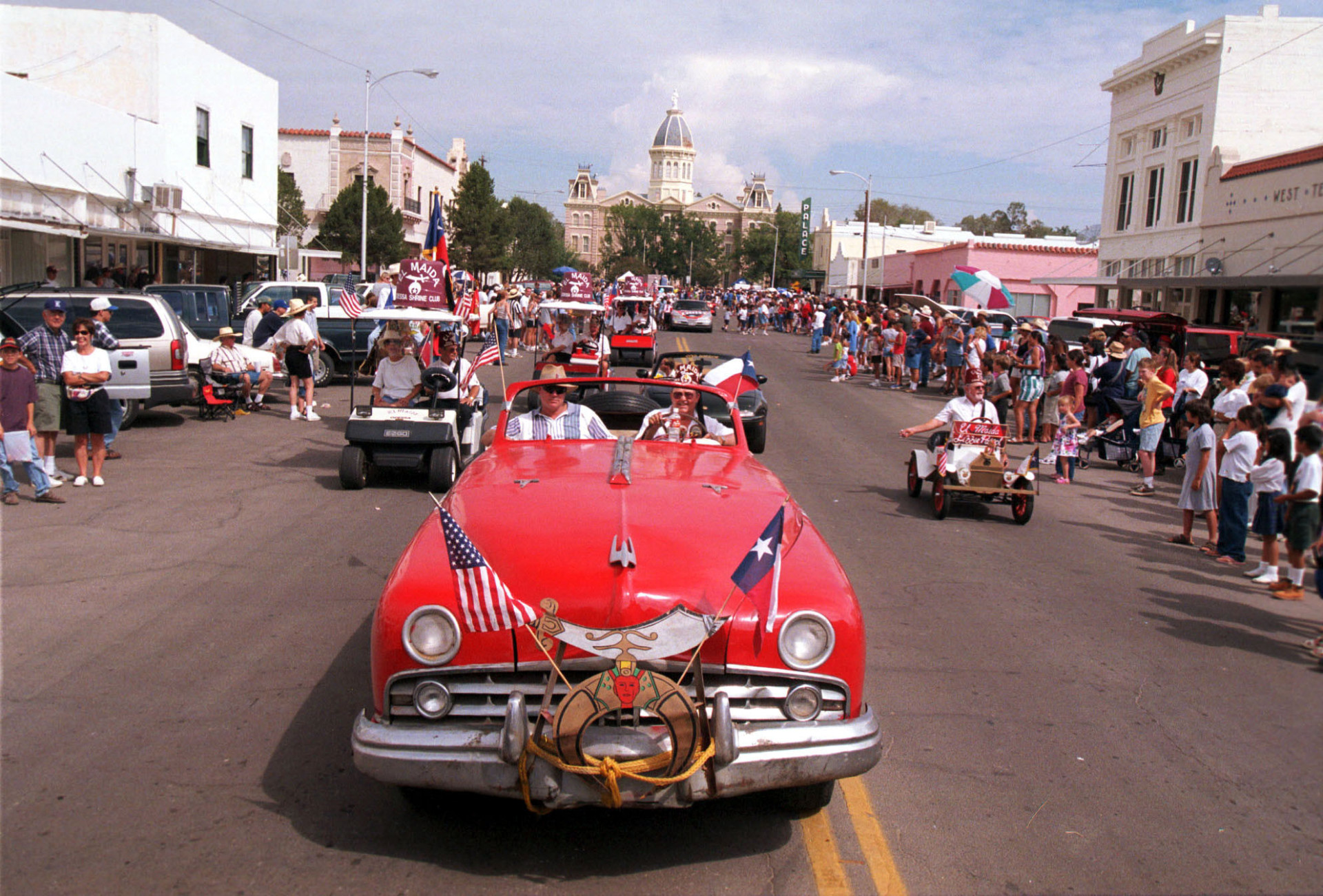 The Best B-Sides From A Time When There Were Still B-Sides