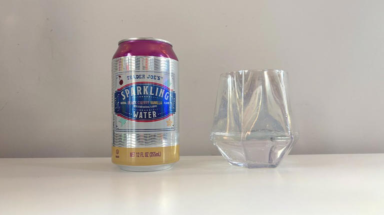 Every Trader Joe's Sparkling Water, Ranked From Worst To Best