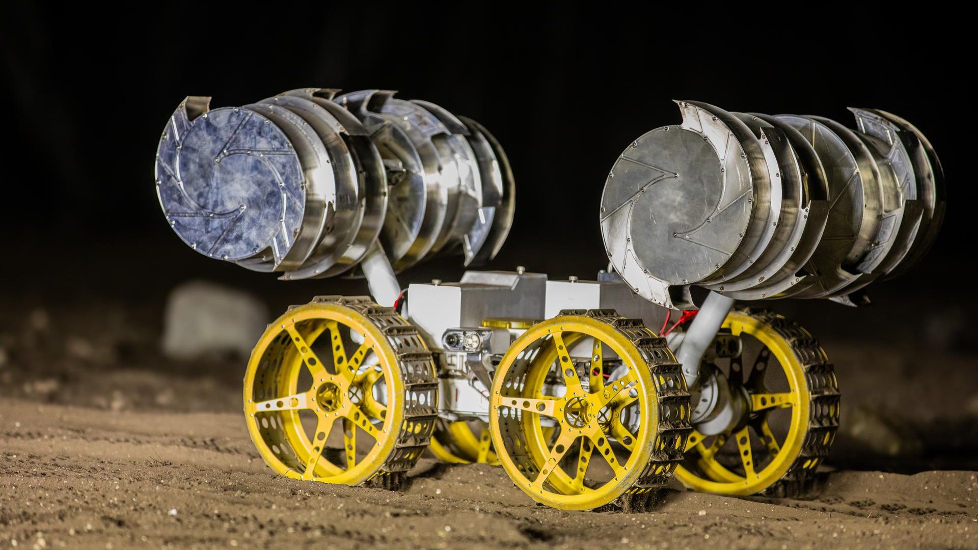 NASA’s powerful moon mining robot could dig 10,000 kg of soil in a ...