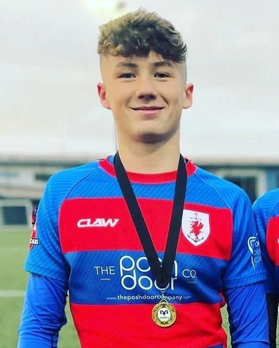 Teen initially diagnosed with glandular fever discovers his swelling ...