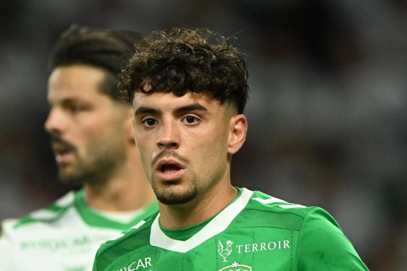 Mercato : Mathieu Cafaro (Saint-Étienne) discute avec le Paris FC (L2)
