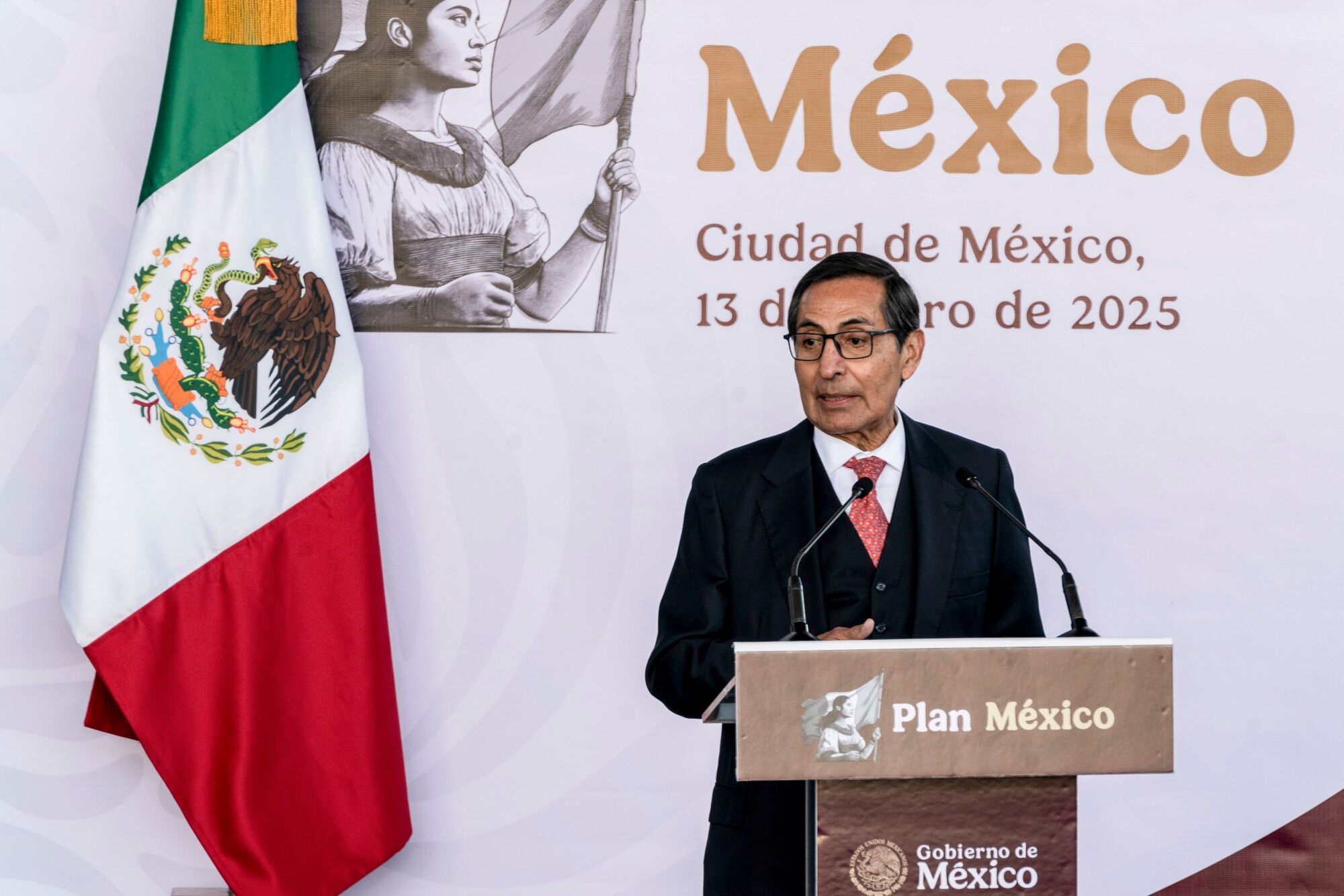 Mexico Assures Investors Its Economy Can Withstand Tariffs