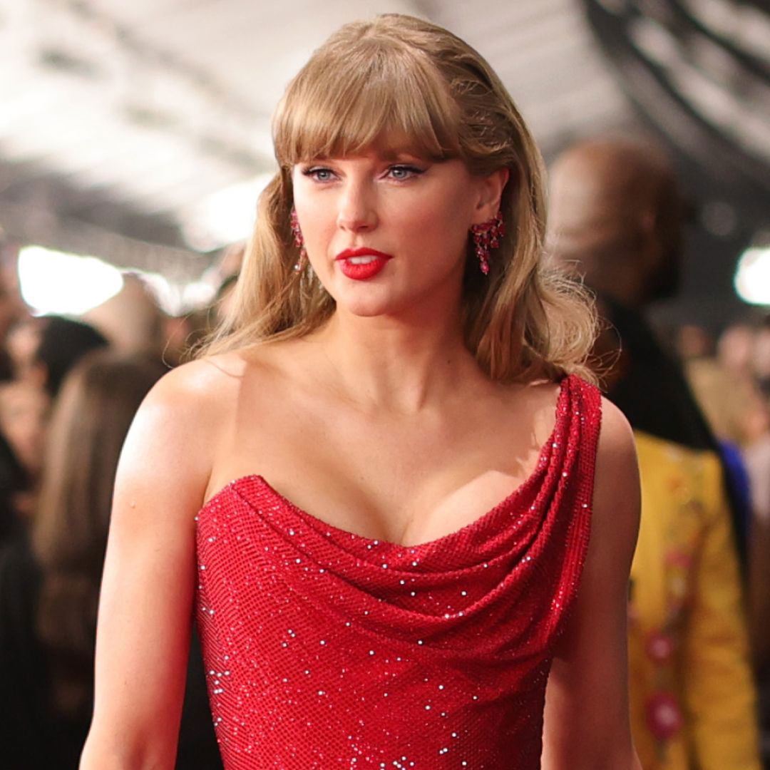 Taylor Swift Didn't Announce 'Reputation (Taylor's Version)' at the ... Taylor Swift Didn't Announce 'Reputation (Taylor's Version)' at the ...