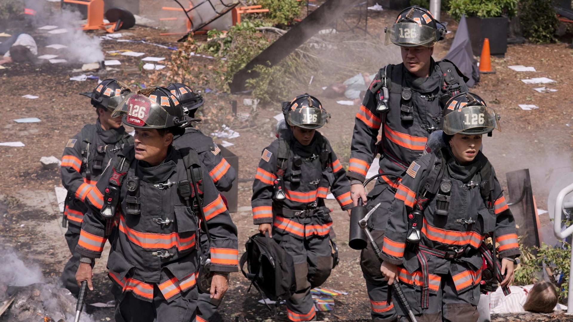 '9-1-1: Lone Star' Finale Preview: 126 Must Save City From Nuclear Meltdown