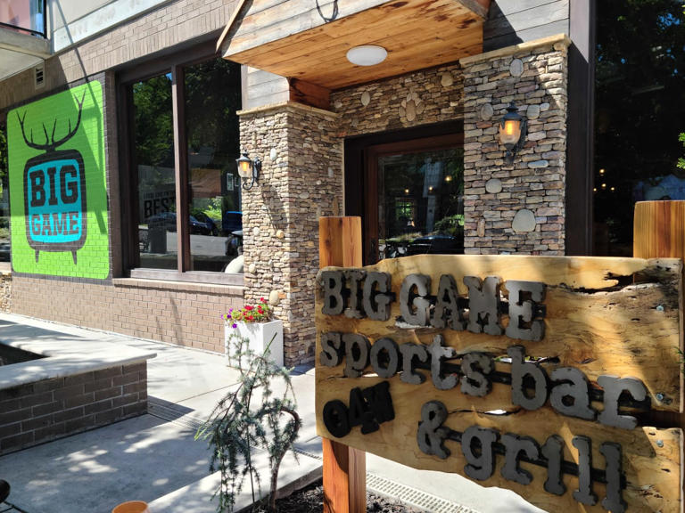 The 10 best sports bars in Atlanta