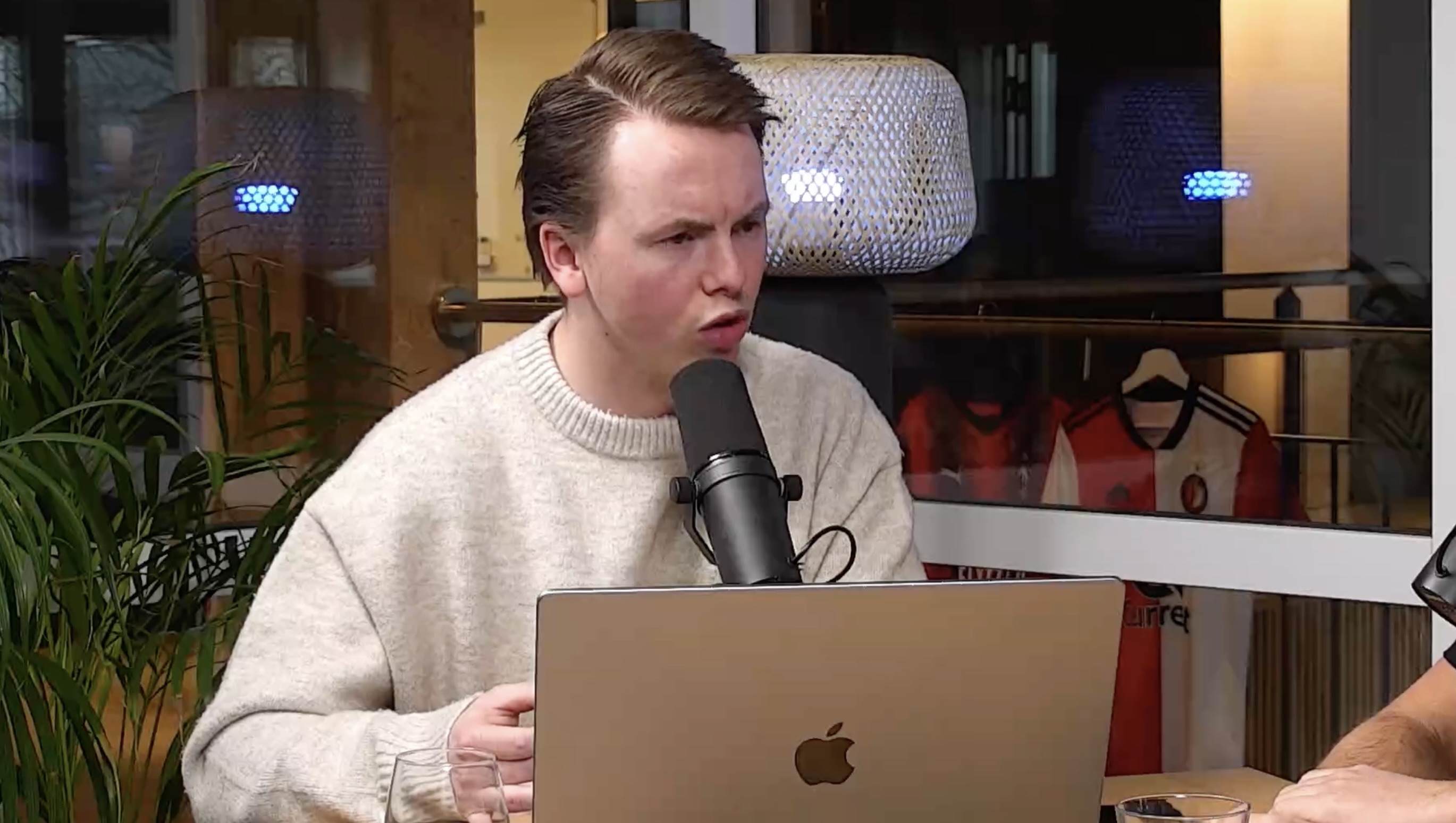 PSV zet streep door Salah-Edinne: 'Zijn hoofd is op hol gebracht en ik ...